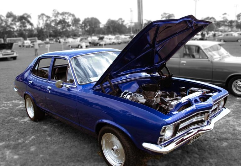 Holden Out For A Cure: A Celebration of Australia’s Iconic Holden Cars ...
